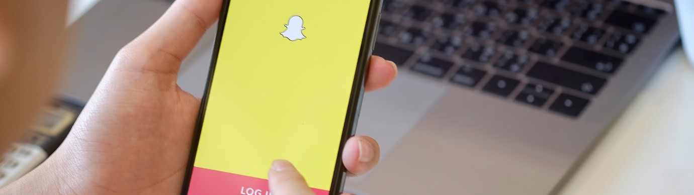 How to Use Snapchat for Business in 2021-2022